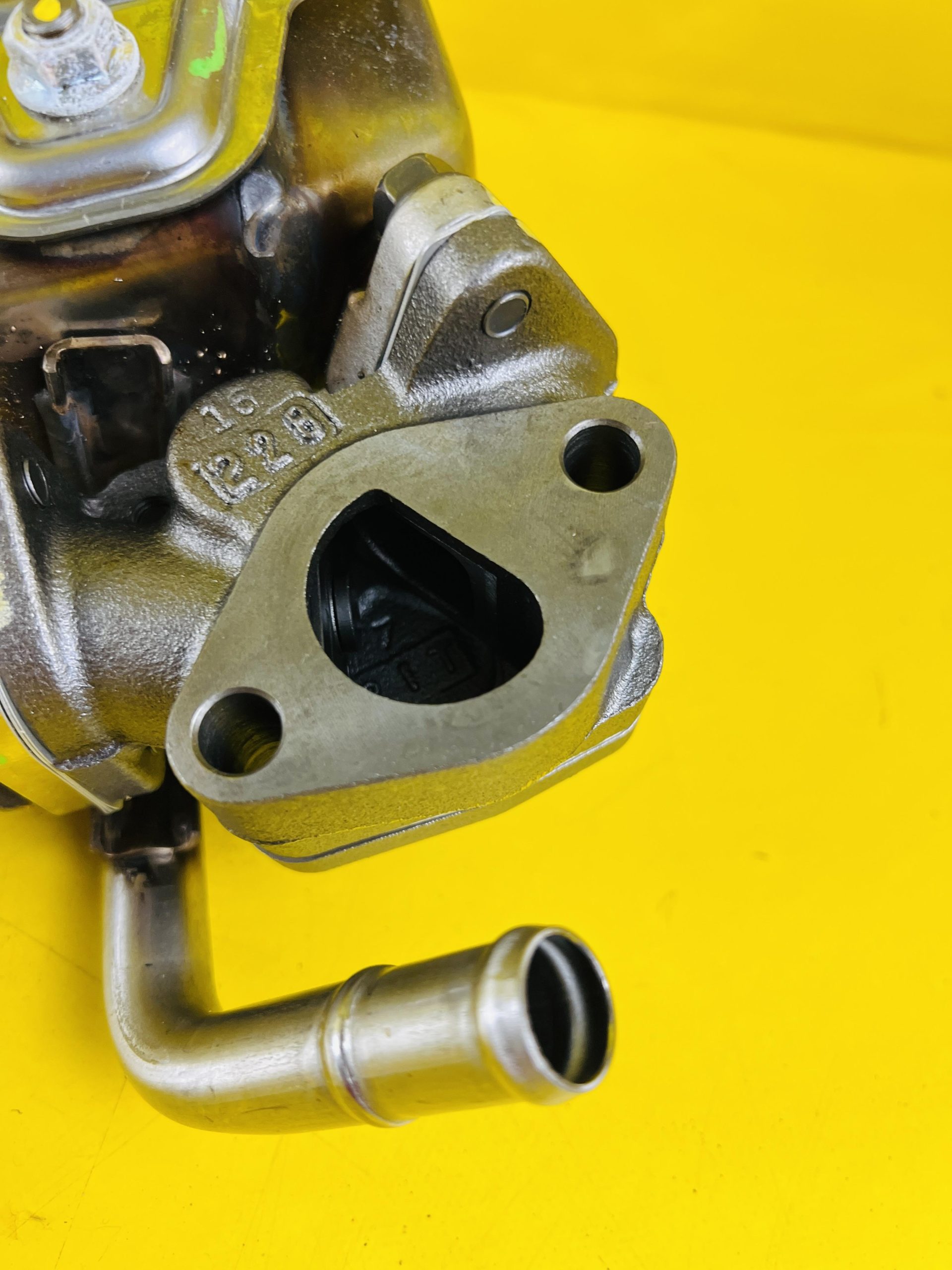 Kühler AGR Ventil Opel Astra H Zafira B 1,7l CDTi GM 55578076 Neu ...