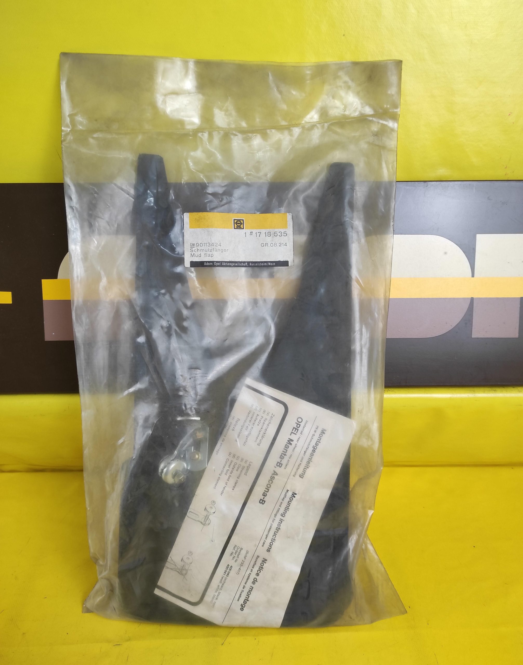 Schmutzfänger Opel Ascona B Manta B Spritzschutz hinten mud flaps Neu ...